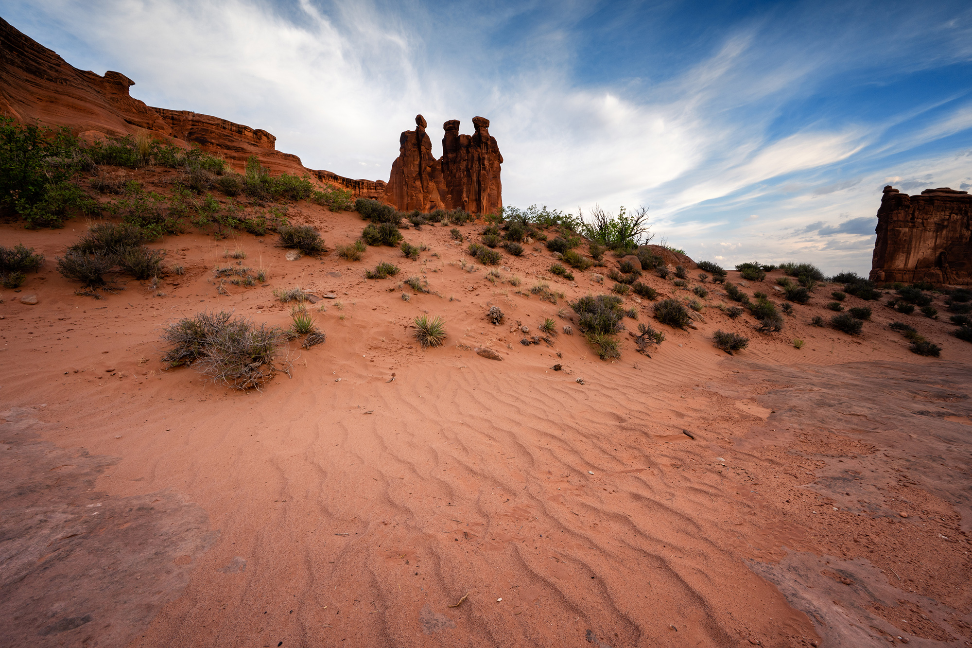 Devils Garden Primitive Loop Hiking Trail | Visit Utah
